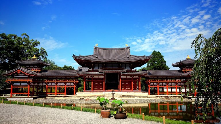 Highlights and how to get to Byodo-in Temple. ｜ Japan's Travel Manual