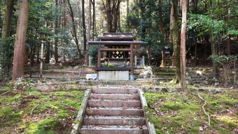 Directions and highlights of Omi-jingu Shrine. ｜ Japan's Travel Manual